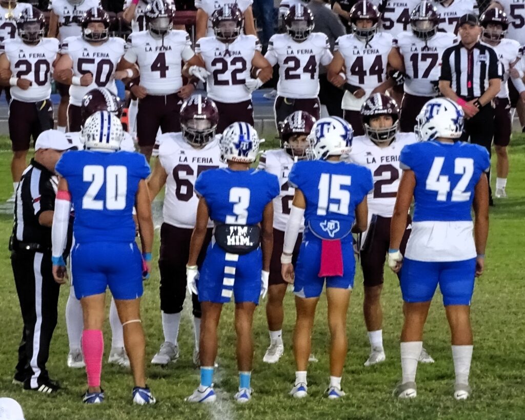 Port Isabel tames La Feria in 37-14 win – Port Isabel-South Padre Press